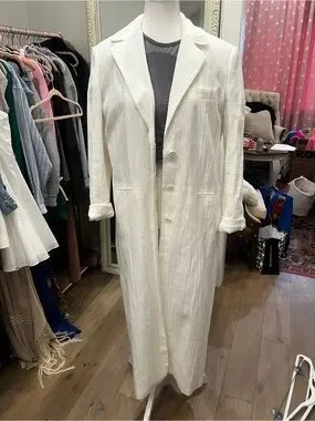 Zara | Jackets & Coats | Zara Black Logo Tag On Cream Lining | Poshmark
